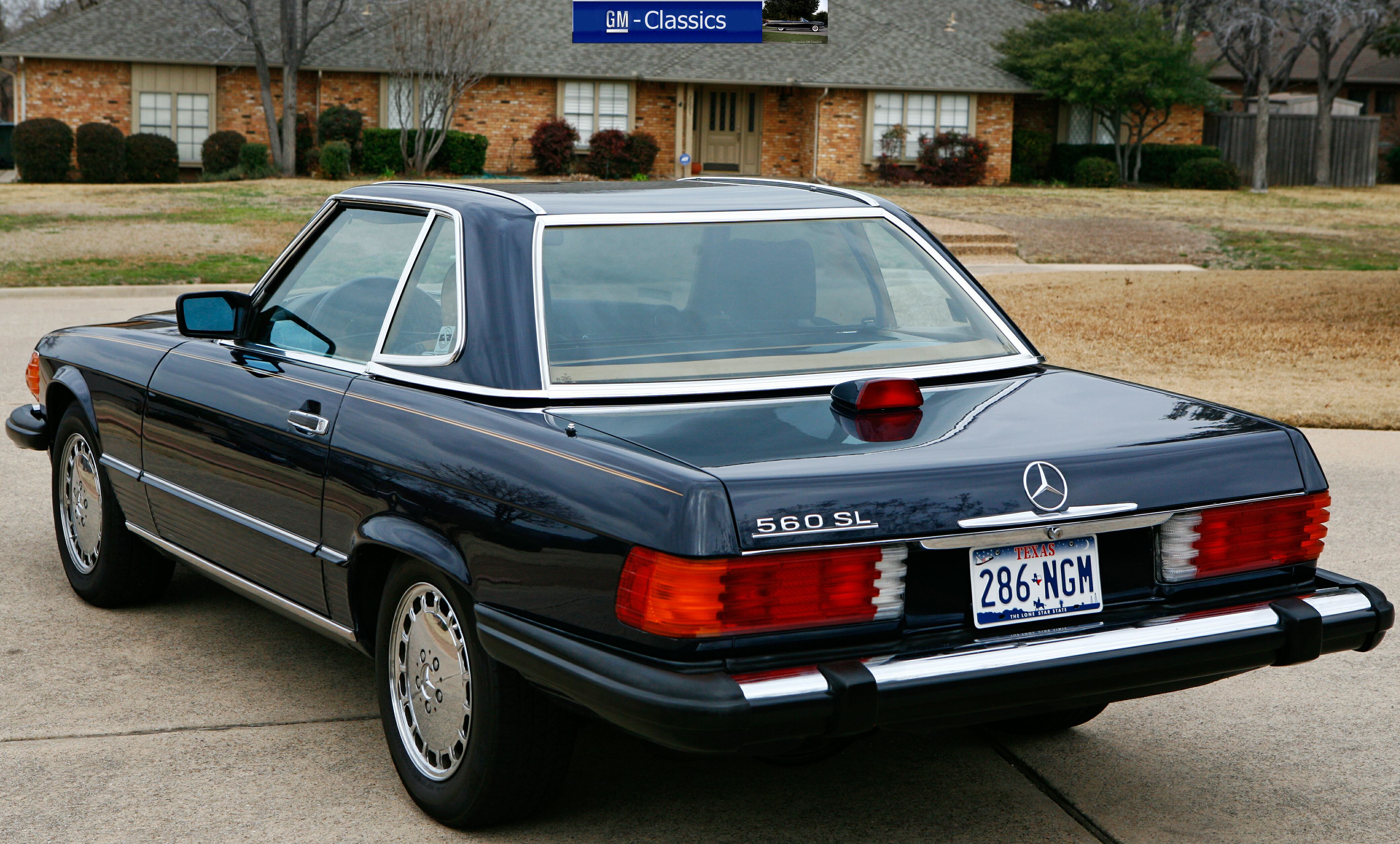 Mercedes Benz 560SL - Matt Garrett