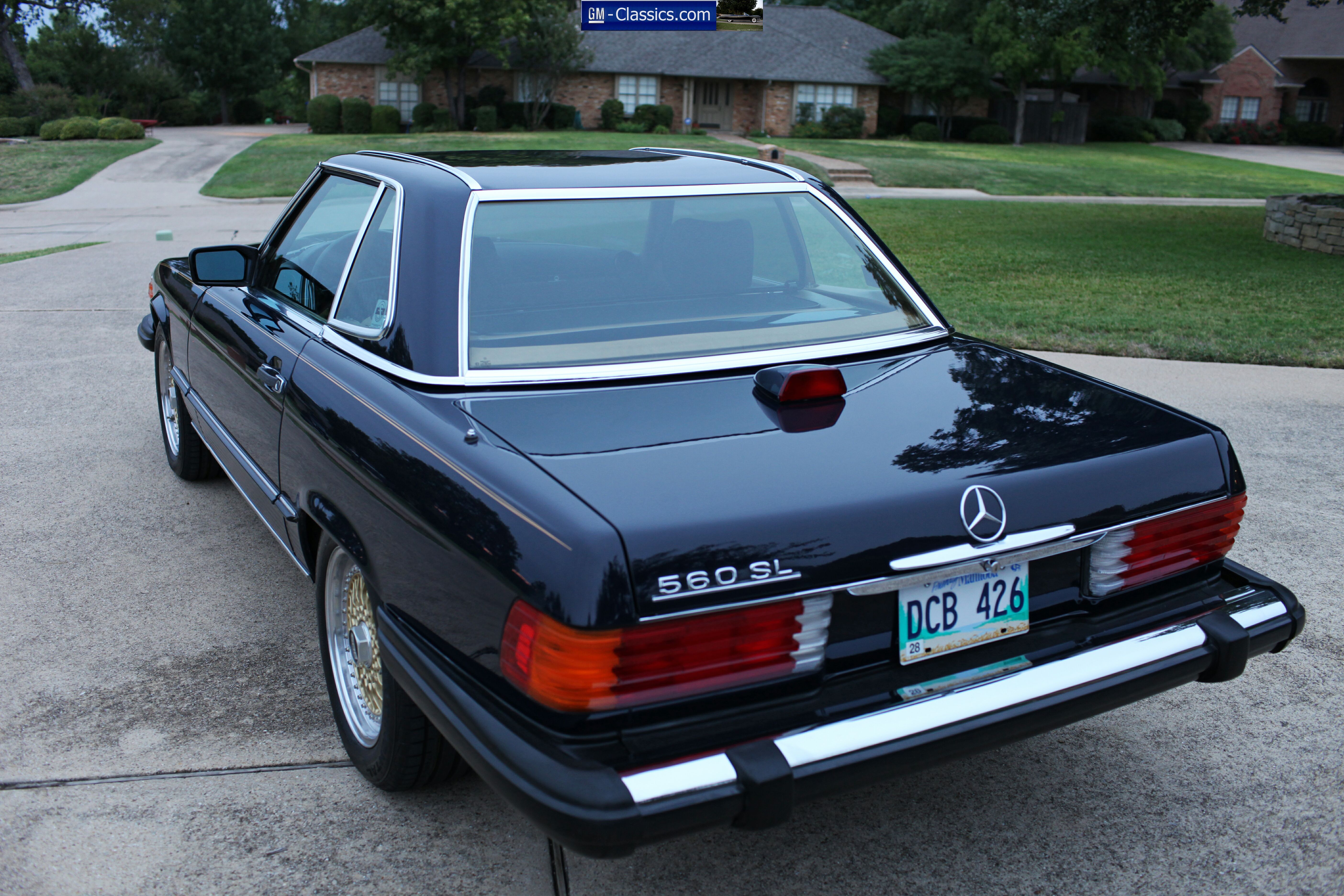 Mercedes Benz 560SL - Matt Garrett